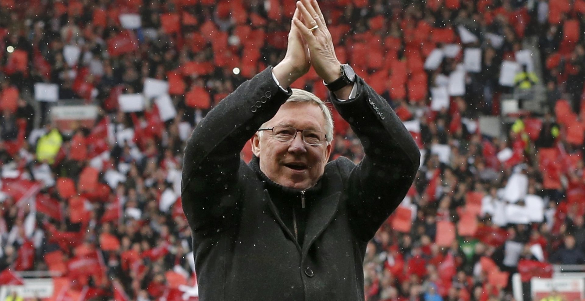 Masa Muda Pelatih Sepakbola Legendaris MU Sir Alex Ferguson - Readaksi.com